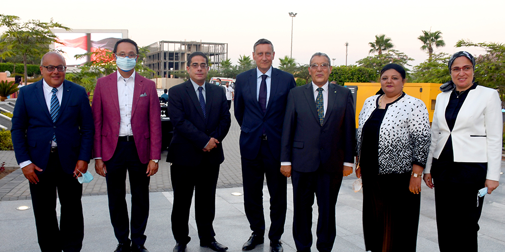 German University in Cairo - Home